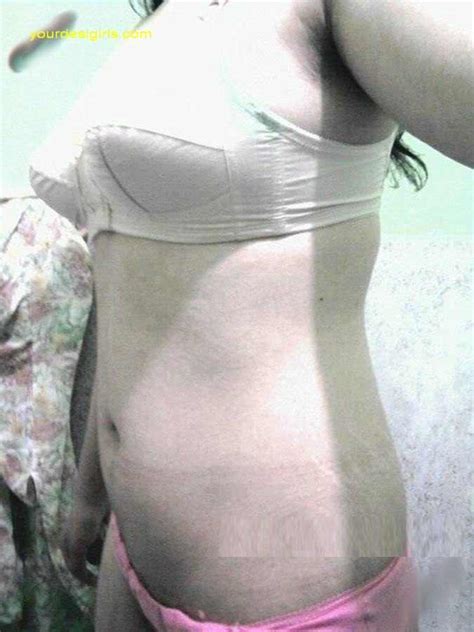 Angie Varona Photos 2013 Real Life Desi Pakistani Girl Self Made Nude Pic