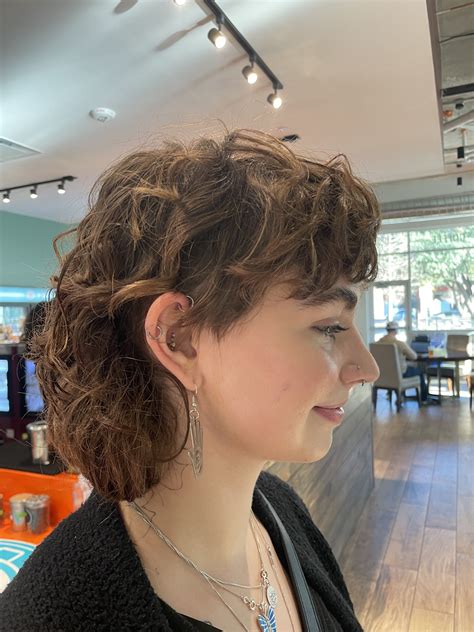 Curly Mullet Haircuts For Wavy Hair Curly Hair Photos Haircuts For Curly Hair