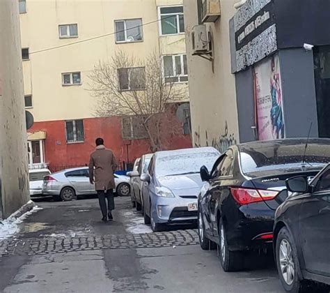 Самданнямын Мөнхчулуун On Twitter Гудманд явж байгаад папрацидуулчхаж гэснээс энэ зургийг