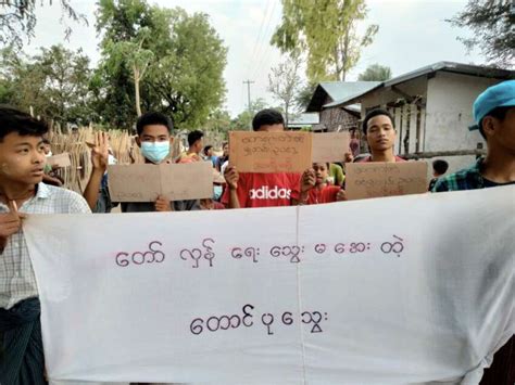 တော်လှန်ရေးသွေးမအေး တောင်ပုသွေး သပိတ်စစ်ကြောင်း မတရားသည့် စစ်မှုထမ်းဥပဒေကို အလိုမရှိ ကြွေးကြော