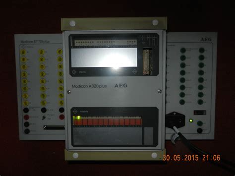 Aeg Modicon A020plus Sps Input 24v Mit Modicon Et 701plus Plc Panel 220