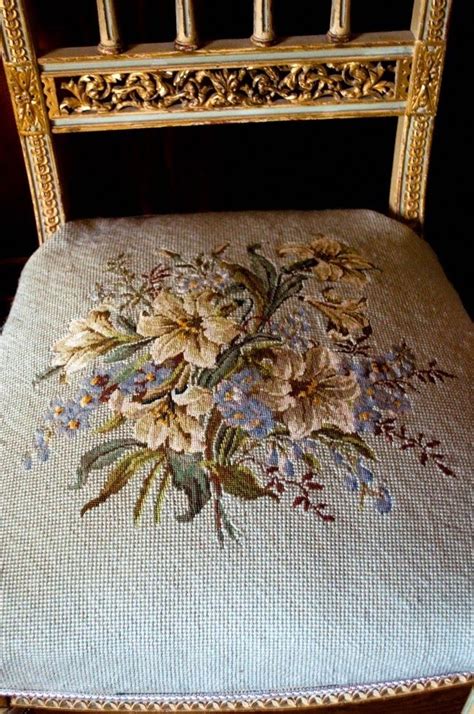 Милые сердцу штучки Berlin Wollwork Вышитая мебель Мебель из красного дерева Антикварная