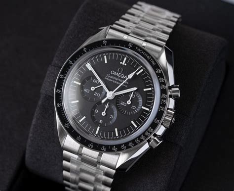 The Best Moonswatch Models Chrono24 Magazine