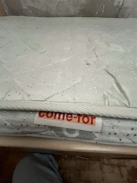 Ліжко кровать з матрасом терміново 4 700 грн Меблі для спальні Київ на Olx