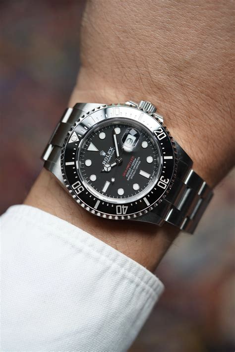 Rolex Sea Dweller Reference 126600 Unpolished Full Set — Wind Vintage
