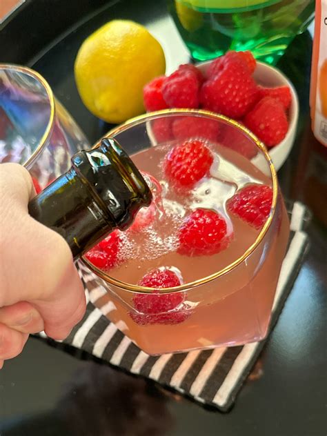 Make Easy Raspberry Lemonade Ginger Ale Cocktail