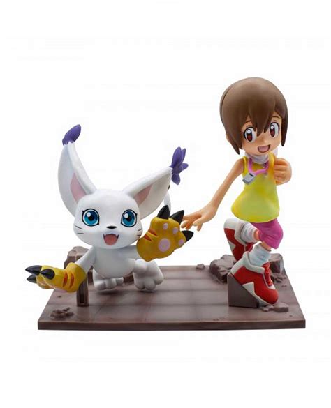 Figura De Accion Digimon Adventure Archives Hikari And Tailmon Gameplanet