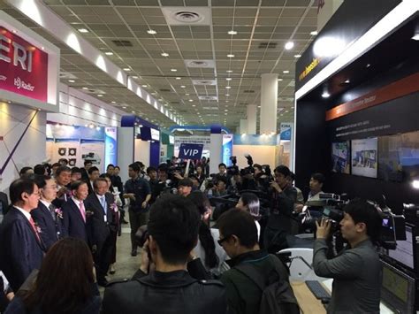 가상 시뮬레이터 명가 이노시뮬레이션 축적 노하우 통해 자율주행차 시대 앞당긴다 전자신문 가상 시뮬레이터 명가 이노시뮬레이션 축적 노하우 통해 자율주행차 시대 앞당긴다 전자신문