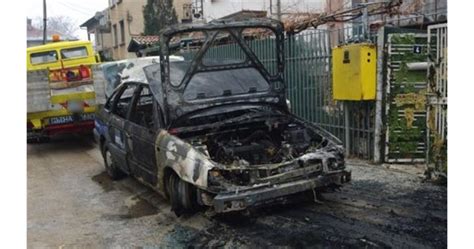 Злосторник изпепели кола на Пътна помощ