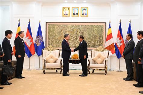 សម្តេចតេជោ ហ៊ុន សែន អនុញ្ញាតឲ្យ រដ្ឋមន្រ្តីក្រសួងនគរបាលវៀតណាម ចូលជួបសម្តែងការគួរសម