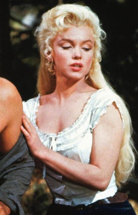 대부분 처음 보는 마릴린 먼로 긴머리 모습 인스티즈 Instiz 인티포털 카테고리