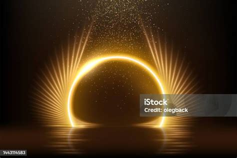 검은 배경에 빛나는 금빛 날개 노란색 네온 밝은 플레어 라인 빛나는 벡터 그림 물에 거울 반사와 황금빛 반짝이는 반지 흐림 효과가 있는 모션 흐름 효과 개념에 대한 스톡