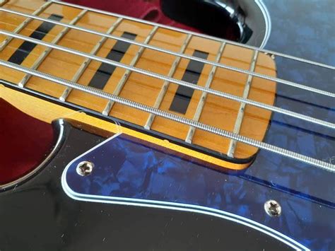 A Late Nbd Squier Jazz Cv 70s