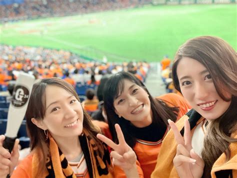 水谷美月瑞羽奏都 On Twitter 偶然同じ日を観戦してた同期のみほ朝風れい と一個上のさなえさん涼瀬みうと さん⚾️ まさか、会えると思わなかったから、会えて嬉しかっ