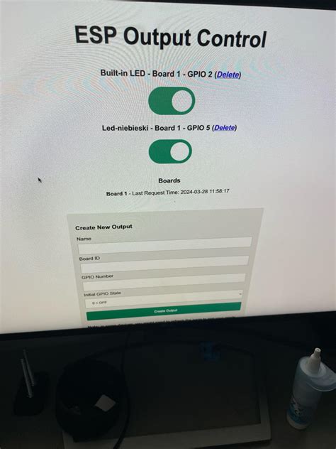 web page manipulation r esp32