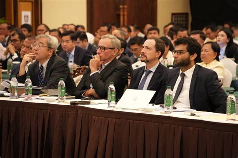 កិច្ចពិភាក្សាទី៣ ក្រោមប្រធានបទ “ការរៀបចំក្រុង Ams Central