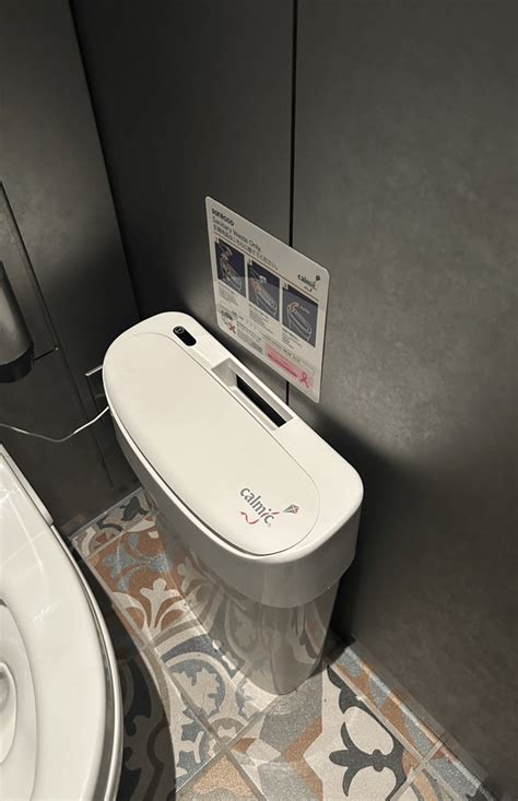 【画像・写真】歌舞伎町タワーの「共用トイレ」が炎上、ジェンダーレスに配慮した結果かえって使いづらい！“安心と安全”ではなく“不安と危険”に残さ