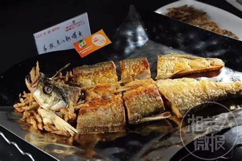 手抓東江翹嘴魚菜品 每日頭條