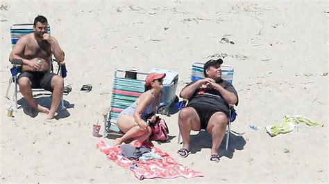 Chris Christie Beach Picture Know Your Meme