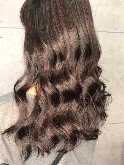 2025網友熱推【挑染紫紅色】流行髮型特輯 Stylemap美配