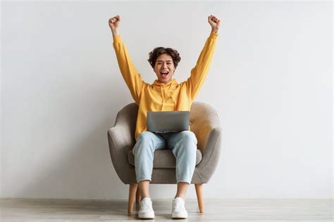 9 Websites To Learn Skills For Free