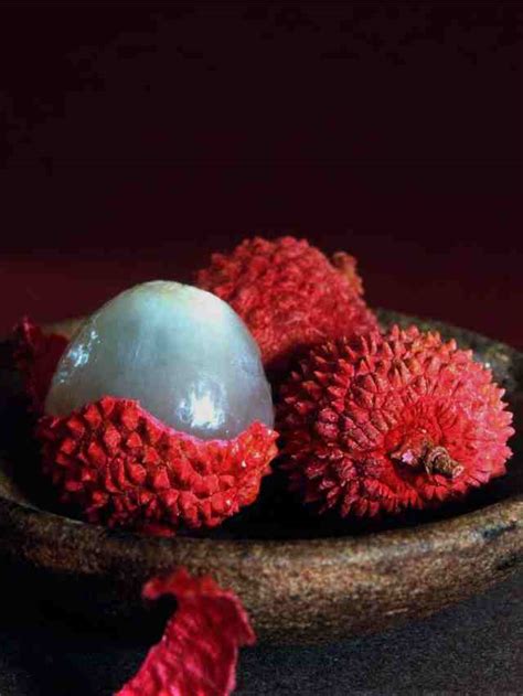 6 Health Benefits Of Eating Lychees