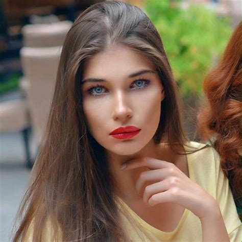 Ana Akhvlediani ანა ახვლედიანი