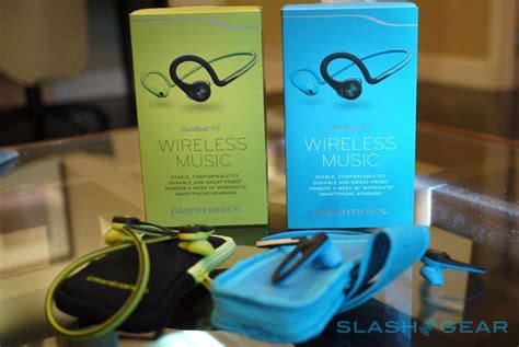 Plantronics BackBeat FIT Sports Headset Hands On