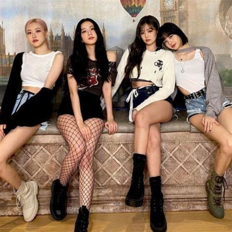 In Pictures Iconic Looks From Blackpink Jisoos Fashion Journey