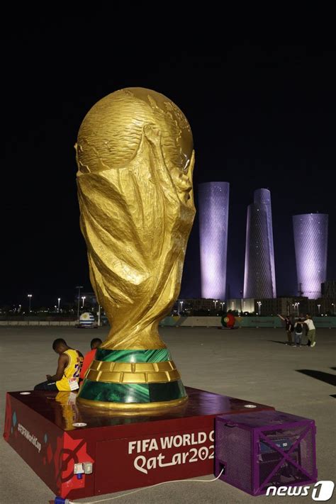 개막 앞둔 월드컵 우승트로피의 주인은 네이트 스포츠