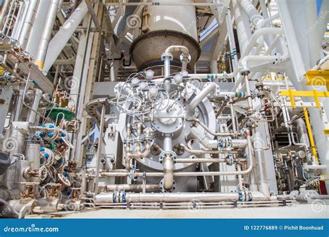 Gas Turbine Compressor Centrifugal And Multi Stage Type Of Gas Compressor And Piping Instrument