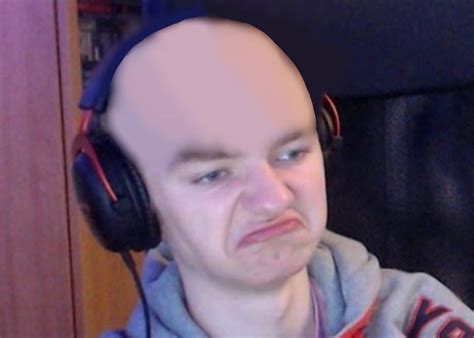 Drew A Face Realized It Looked A Bit Like Tommy I Cant Draw Hair So Naturally I Then Made A