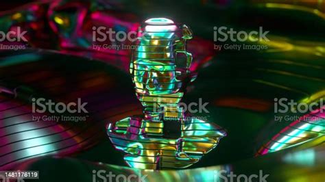 인공 지능의 시각화 머리의 움직이는 부분 색상을 변경합니다 금속 및 플라스틱 3차원 형태에 대한 스톡 사진 및 기타 이미지