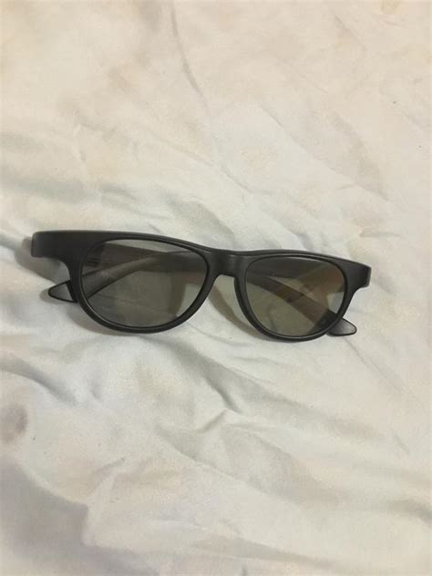 Окуляри філіпс — ціна 250 грн у каталозі Сонцезахисні окуляри Купити аксесуари за доступною