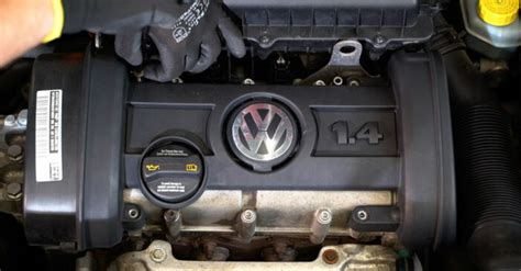 Jak Vyměnit Zapalovací Cívku Na Vw Polo 9n Návod K Výměně