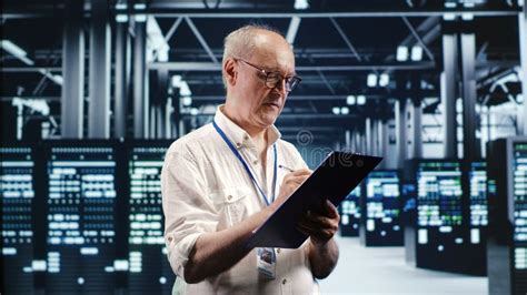it expert optimizing data center stock image image of infrastructure supercomputers 311228615