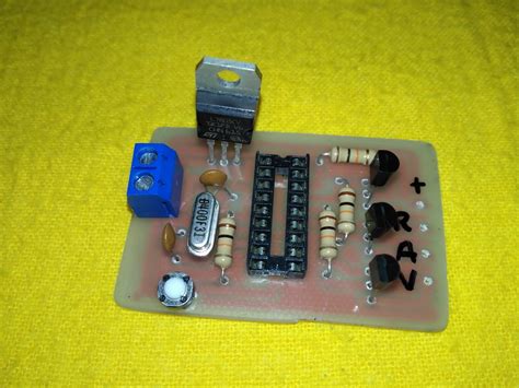 Como hacer un semáforo con diodos leds Como hacer un semáforo con diodos leds