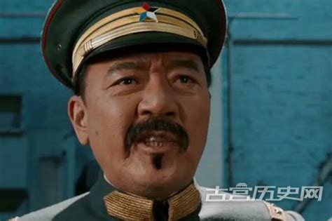 《铁马豪情的日子》第3集分集剧情内容铁马豪情的日子第3集剧情介绍 古宫历史网