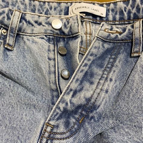 Womens Assembly Lable Blue Jeans