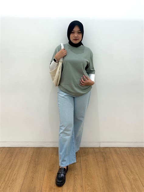 ดูไอเดียสไตล์การแต่งตัวสำหรับ「เสื้อเชิ้ต ผ้าลินินผสม คอตั้ง แขน 3 4 ลายทาง、รองเท้าโลฟเฟอร์