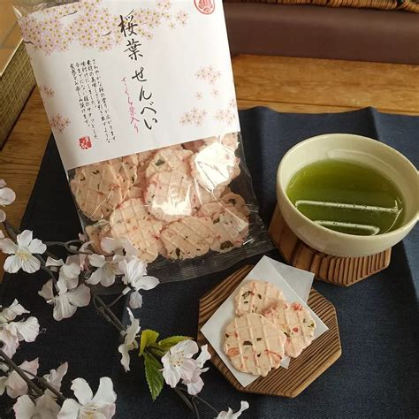 桜葉せんべい入荷しました トレナビ