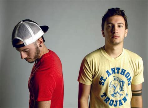 Band Members 21 Pilots Fanpage