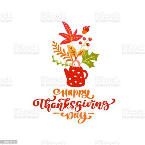 벡터 서예 문자 텍스트 해피 추수 감사절과 노란 잎 열매와 가지와 주전자의 그림 가을에 대한 스톡 벡터 아트 및 기타 이미지 가을 감사 계절 Istock