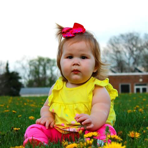 Dandelions Warmweather Cutiepie Serenityrenee Ashleyreneephotography Ashley Renee