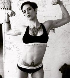 Id Es De Asia Argento Chanteuse Italienne Catherine Breillat Tapis Rouge Cannes