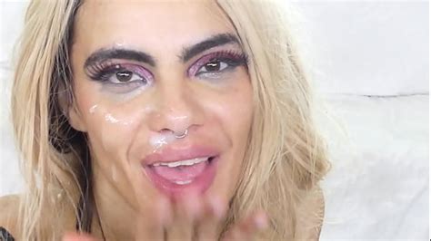 Debora Andrade Cris Bathory Fist Lab Fashion Coctail Drinking Gangbang Bbc 3 On 1 And Girl