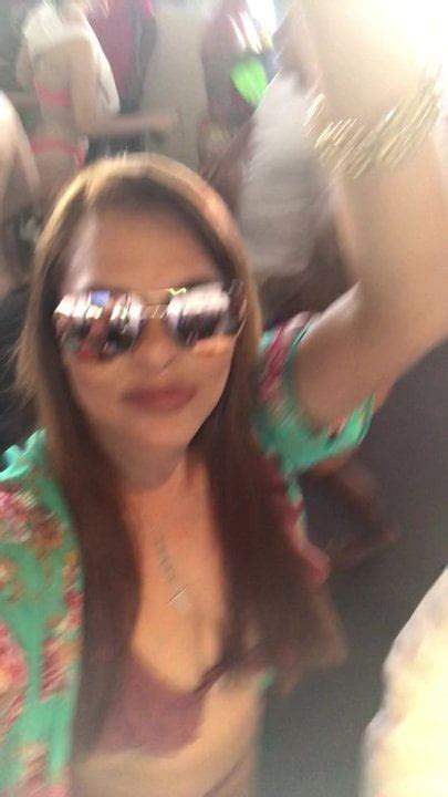 내 여자를 소개하고 싶어 그녀를 너무 사랑해 xHamster