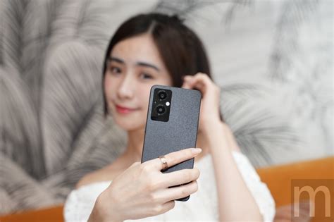 Oppo同樣標榜美顏拍攝機種reno 7z登台，同步推出新款真無線耳機enco Air 2 Mashdigi－科技、新品、趣聞、趨勢