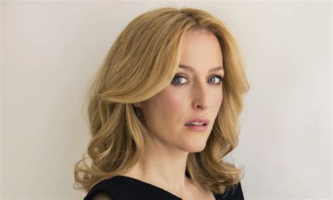 Gillian Anderson Net Worth Check Out His Age Bio