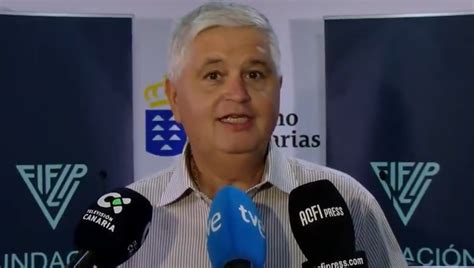 Arencibia Lanza Una Gira Educativa Por Canarias De Trofeos De La